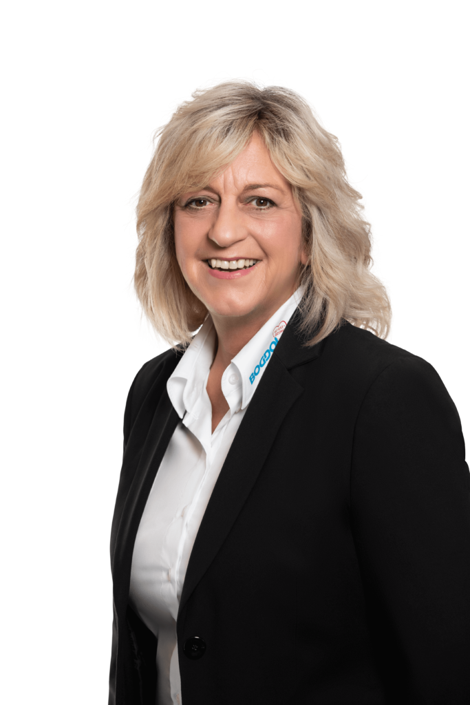 Unsere Stimme des Monats August: Angela M. - BOGDOL